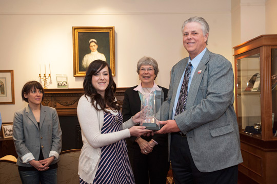 The School of Nursing Hosts Display of VCUHS Magnet Obelisk – VCU ...