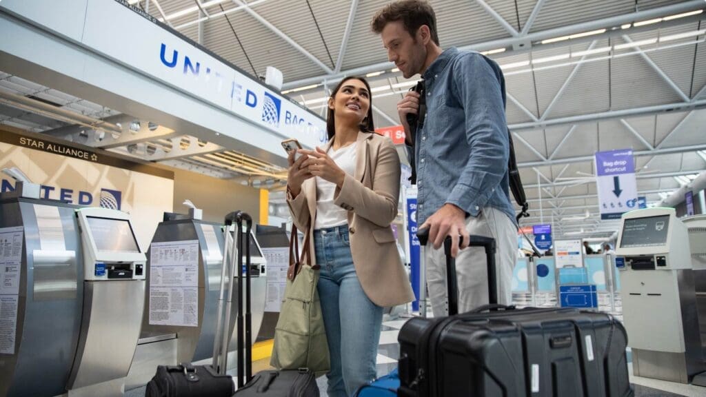 United Airlines Checked Bag Fee Increase (Domestic and International ...